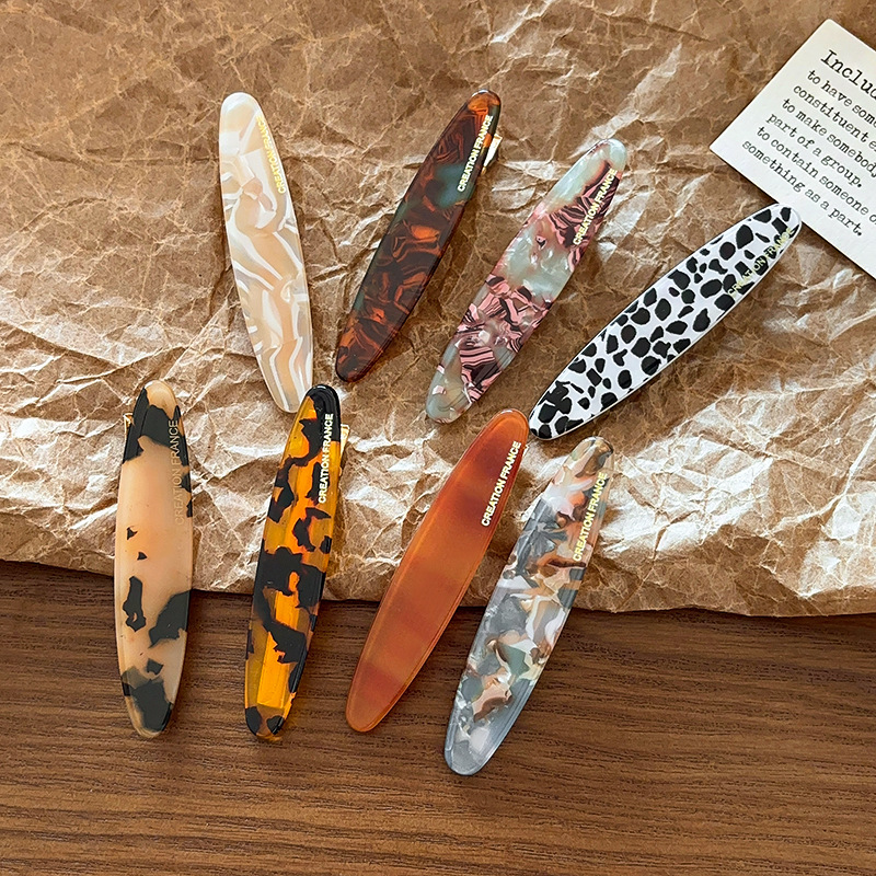 Pinza Para El Cabello Con Impresión De Resina :Asujewelry.com